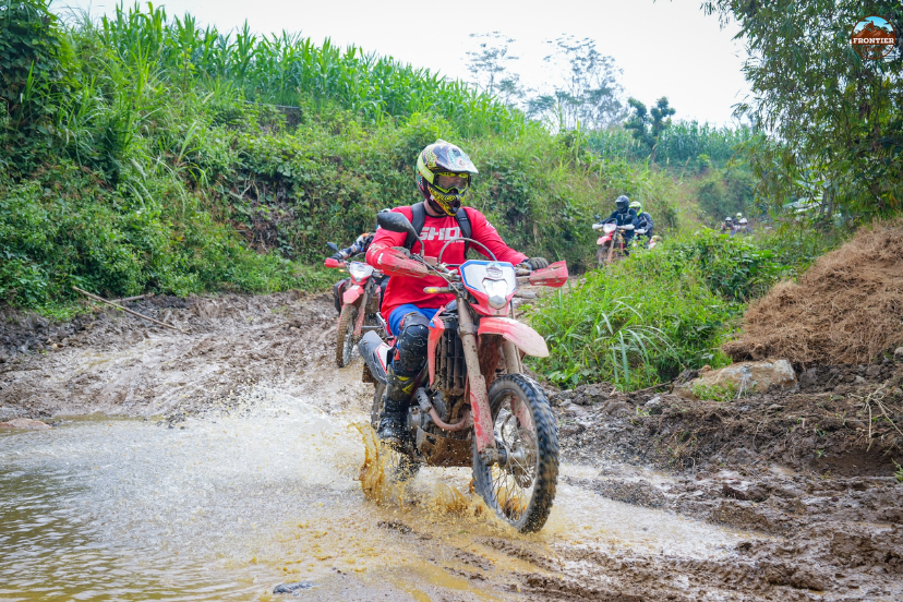 Explore Vietnam On Two Wheels: Big Bike Adventures And Motorbike Travel ...